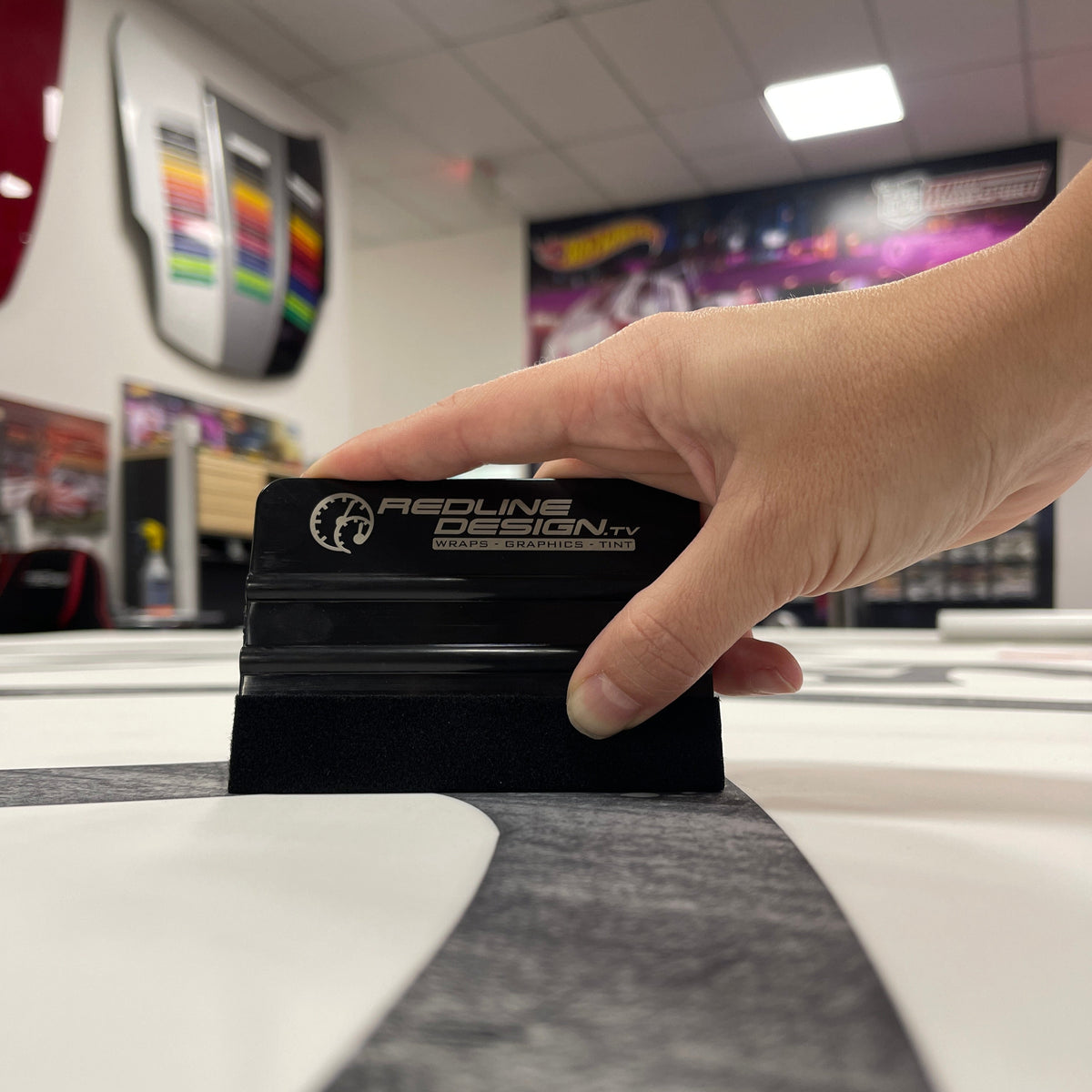 Vinyl Squeegee – Redline Design.tv